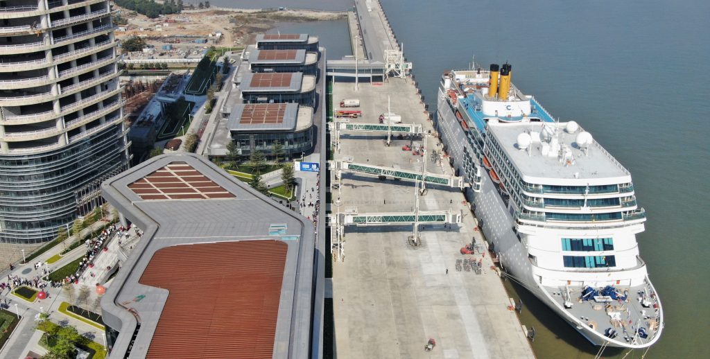 Port Passenger Gangway – Floating Docks & Pontoon Bridge Company