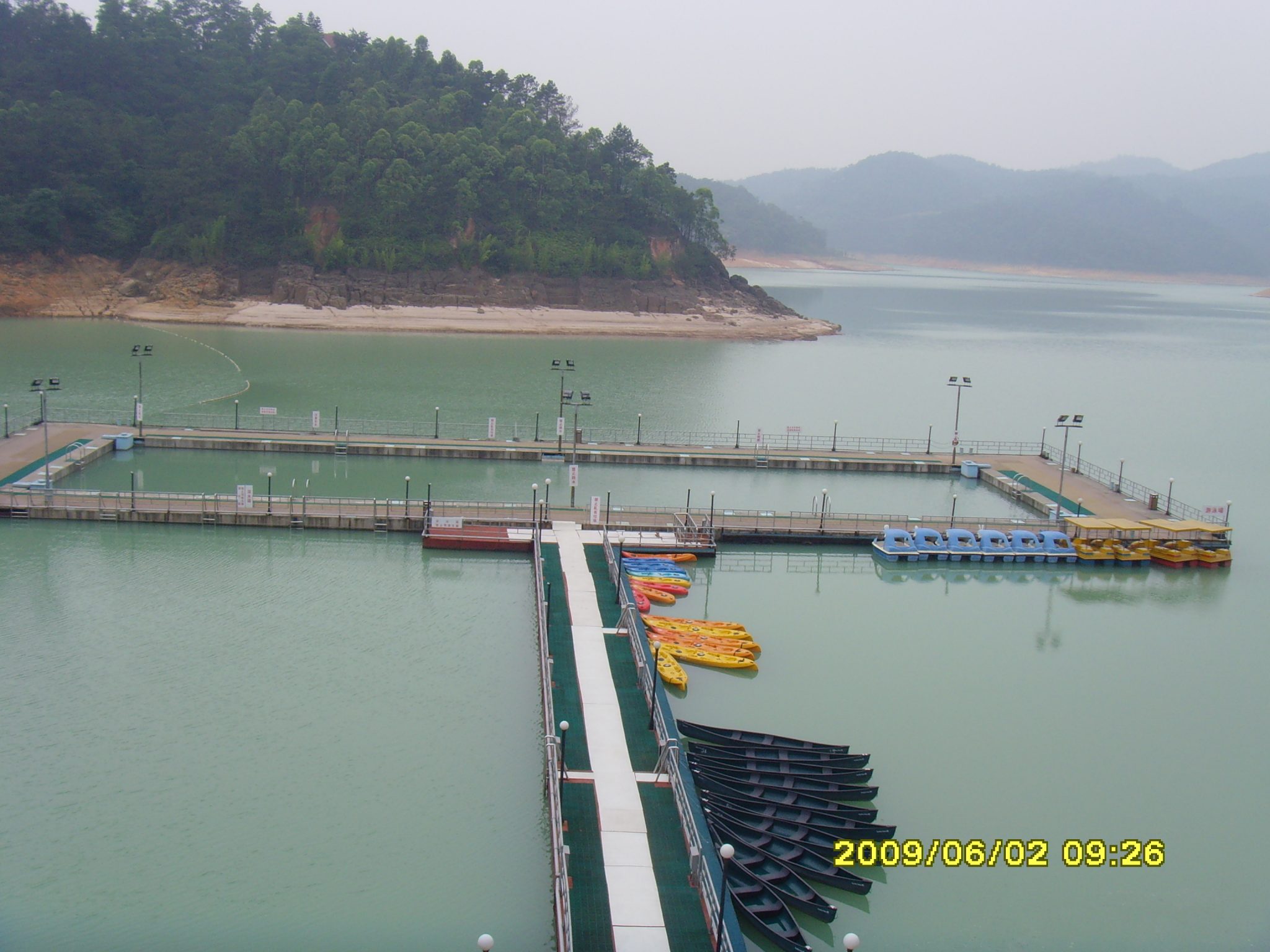 FLOATING SWIMMING POOL – Floating Docks & Pontoon Bridge Company