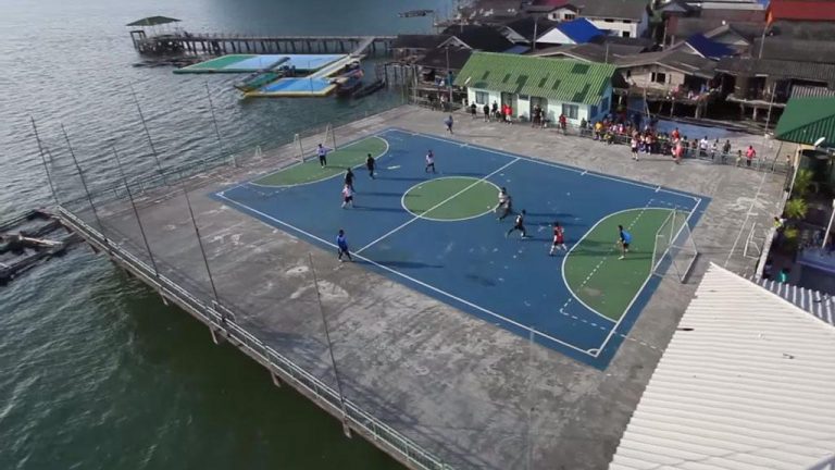 FLOATING SPORTS PLATFORM – Floating Docks & Pontoon Bridge Company