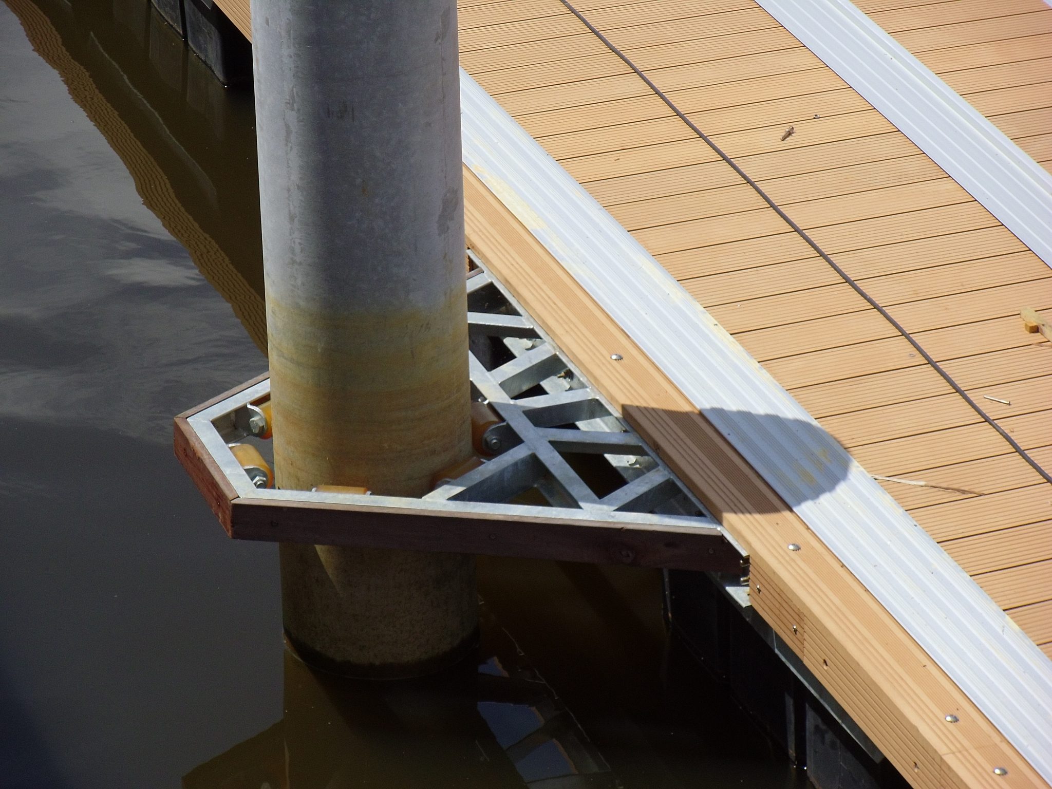 Galvanized Steel Floating Docks - Floating Docks & Pontoon Bridge Company