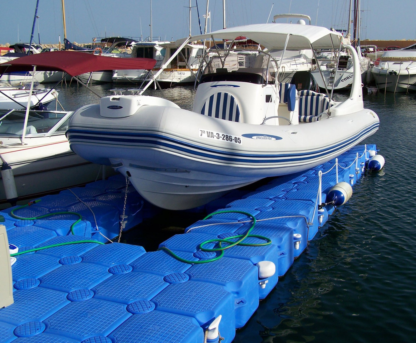 Floating Docks & Pontoon Bridge Company